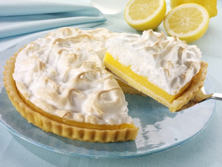 A Sweet Tang: The Joy of Concocting Lemon Meringue Pie - Fresh recipes ...